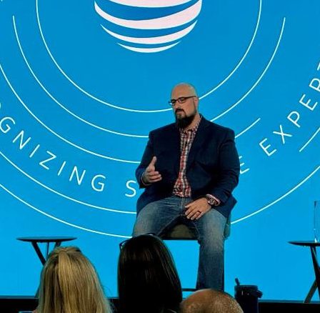 Build bridges, not walls: how AT&T employees drive innovation - AT&T